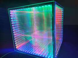 Led-Finity - Based in Haarlem, the Netherlands. Infinity cubes and ...